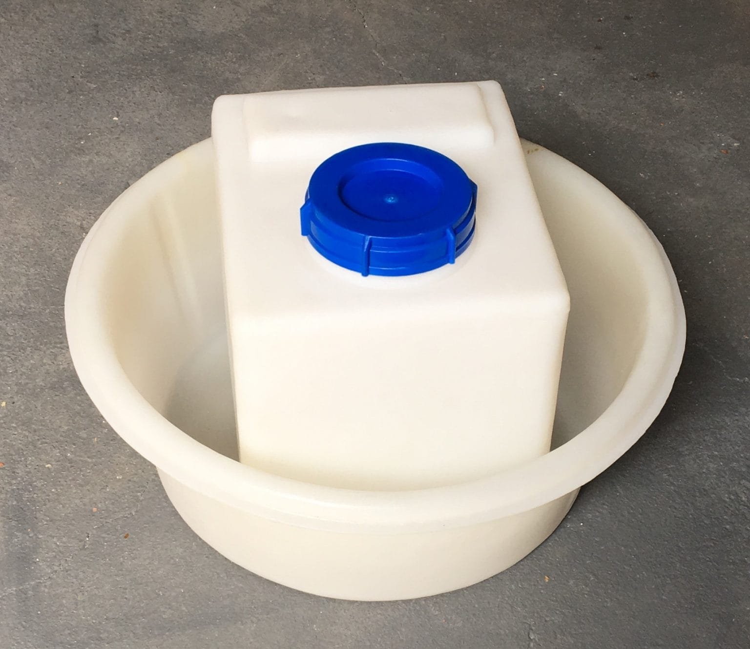 Buy Chemical Dosing Tanks at Best Prices - Pure N Safe